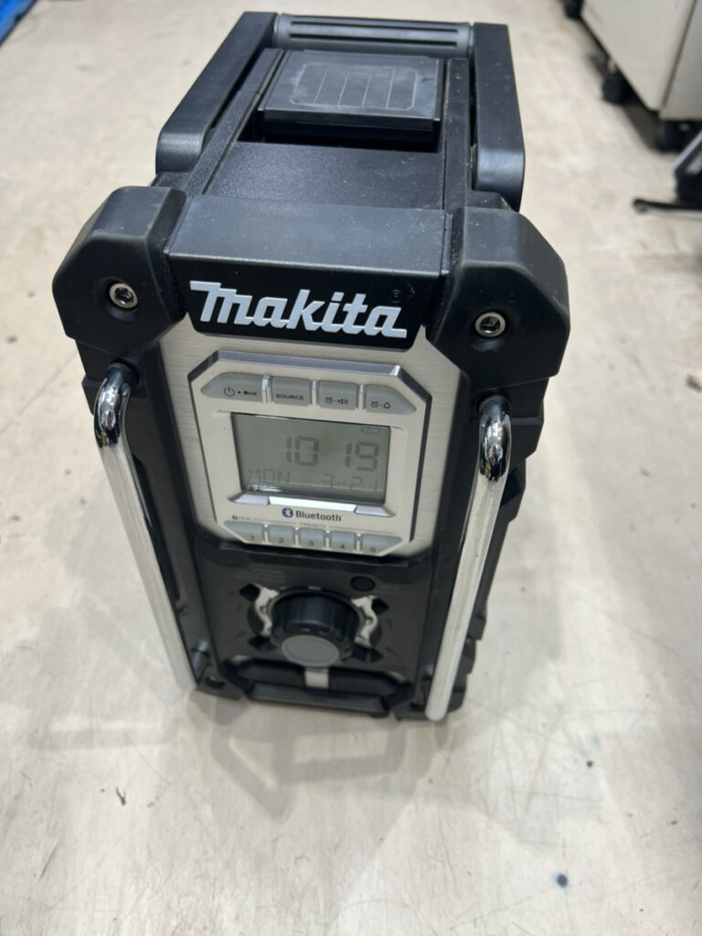 【マキタ/makita コードレスラジオ MR106B】町田市のお客様から買取いたしました！ | アクトツール 工具買取専門店